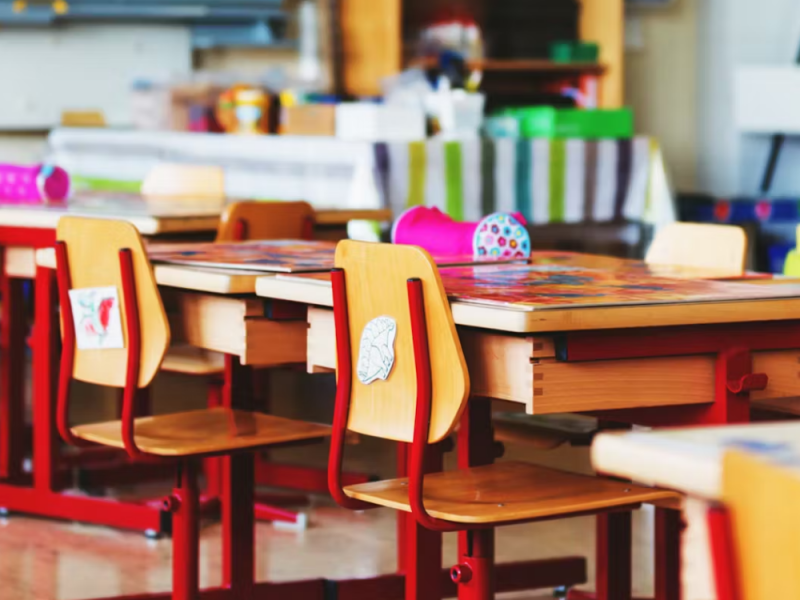 Πλημμύρες σε κοντέινερ νηπιαγωγείων της Αθήνας - Εκπαιδευτικοί μιλούν για 5η χρονιά προβλημάτων ...